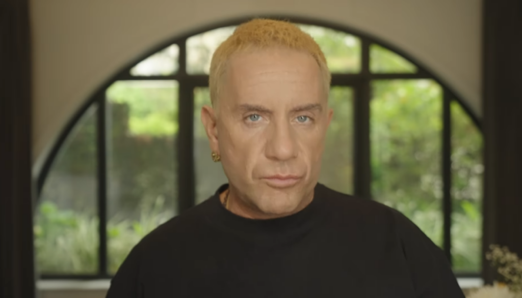 Ο Γιώργος Μαζωνάκης έτοιμος για τους Rammstein